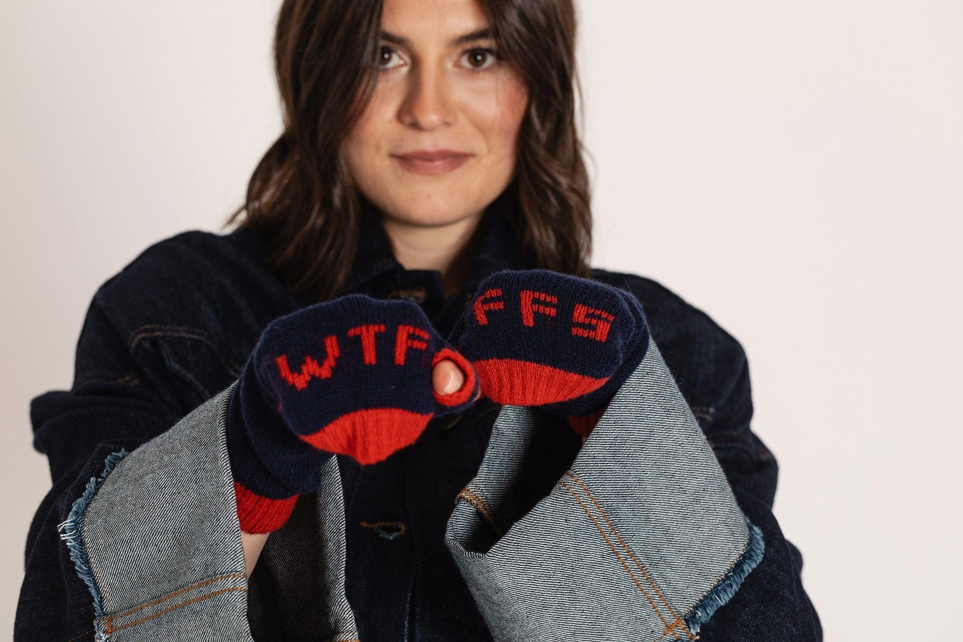 A/W 25 Mittens Launch Page – Black & Beech